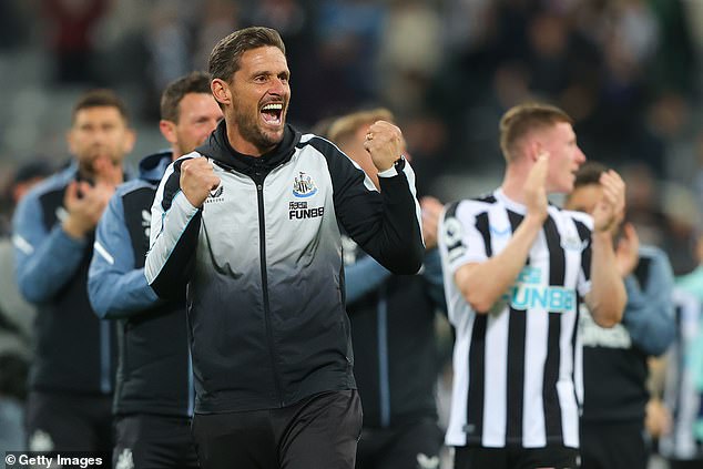 Jason Tindall: Embracing the 'Irritating Man' Title in Premier League